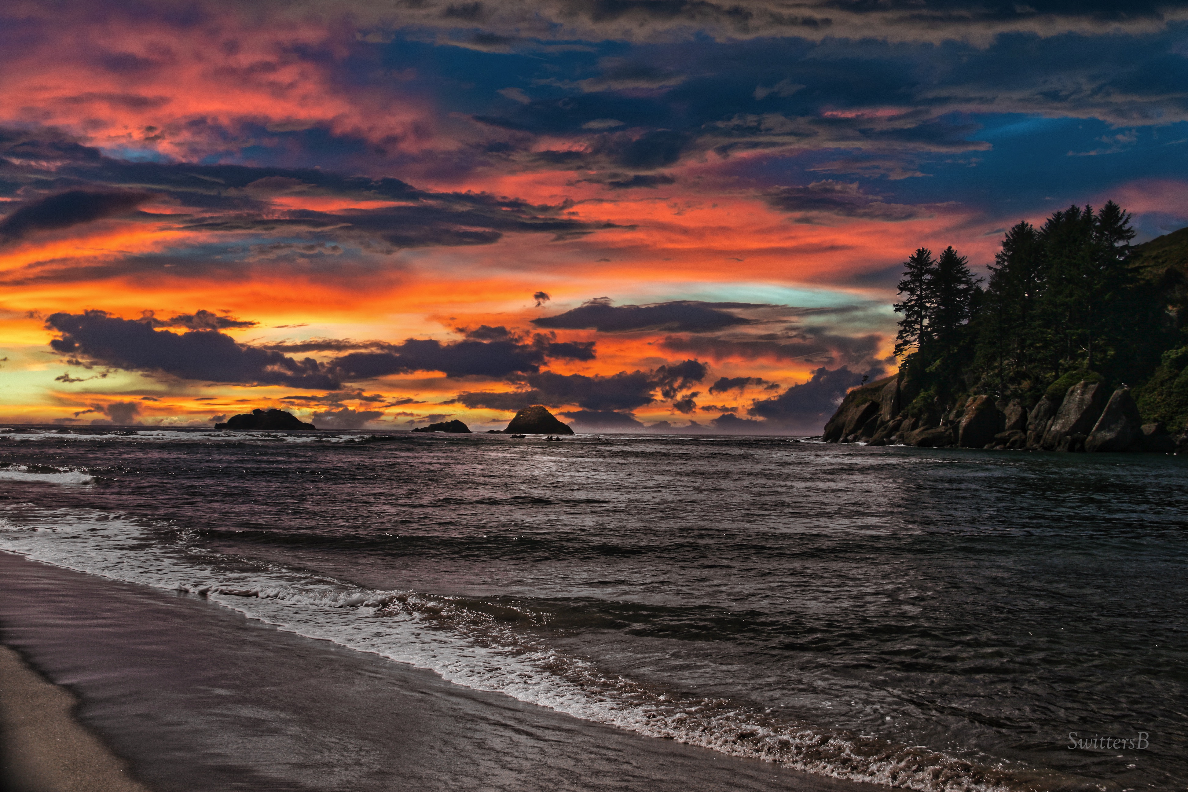 Glorious sunset… – SwittersB & Exploring